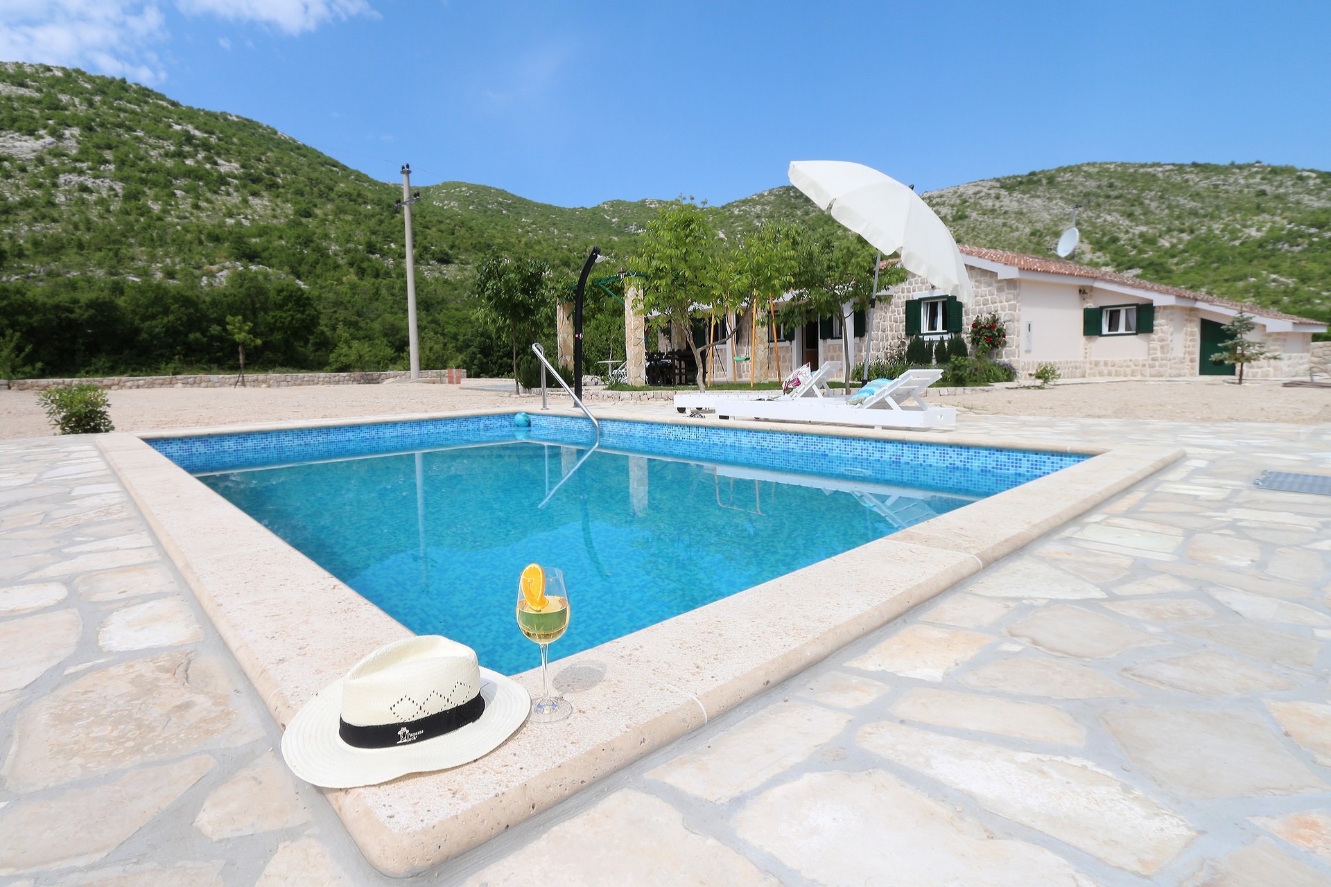 Villa Radalj near Makarska for Rent | Adriatic Luxury Villas